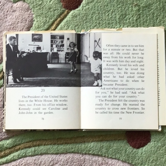 Chronicle Books | Other | Vintage 965 Meet John F Kennedy Book | Poshmark